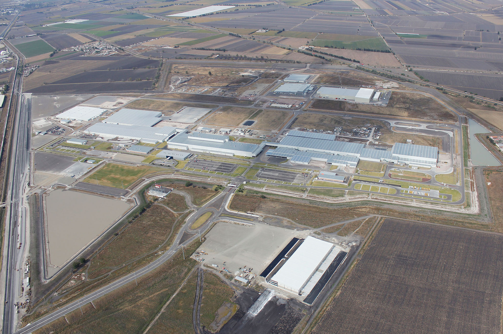 マツダ、メキシコ工場(MMVO)で新型Mazda2の生産を開始 | T's MEDIA